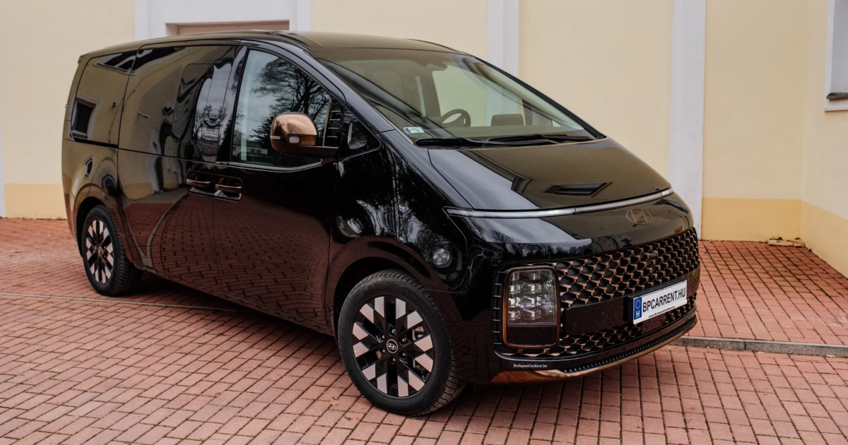 Hyundai Staria Luxury - Személyautó bérlés